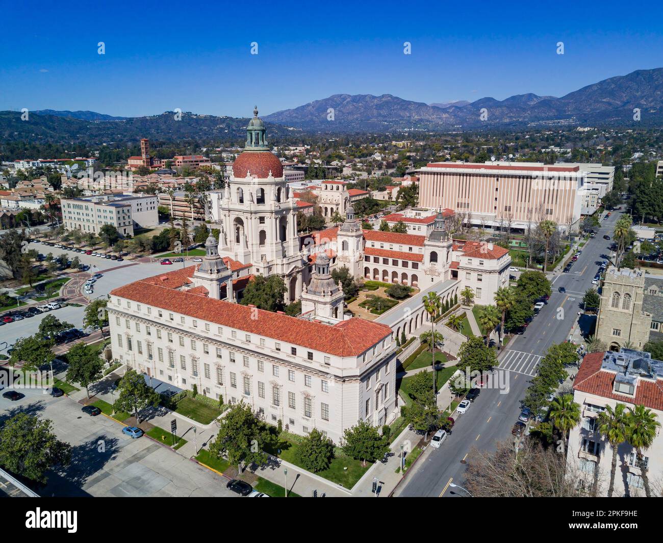 Aerial view pasadena city hall hi-res stock photography and images - Alamy