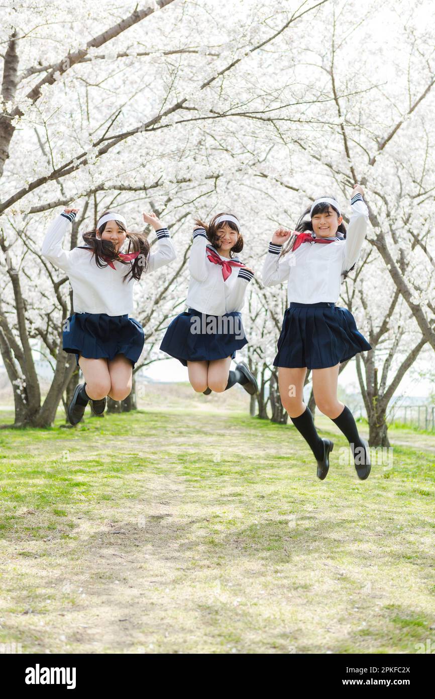 School girls cheering Stock Photo - Alamy