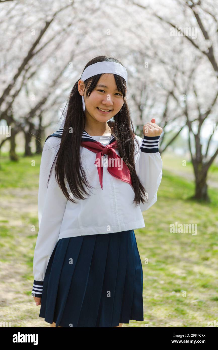 Japan school girls hi-res stock photography and images - Alamy