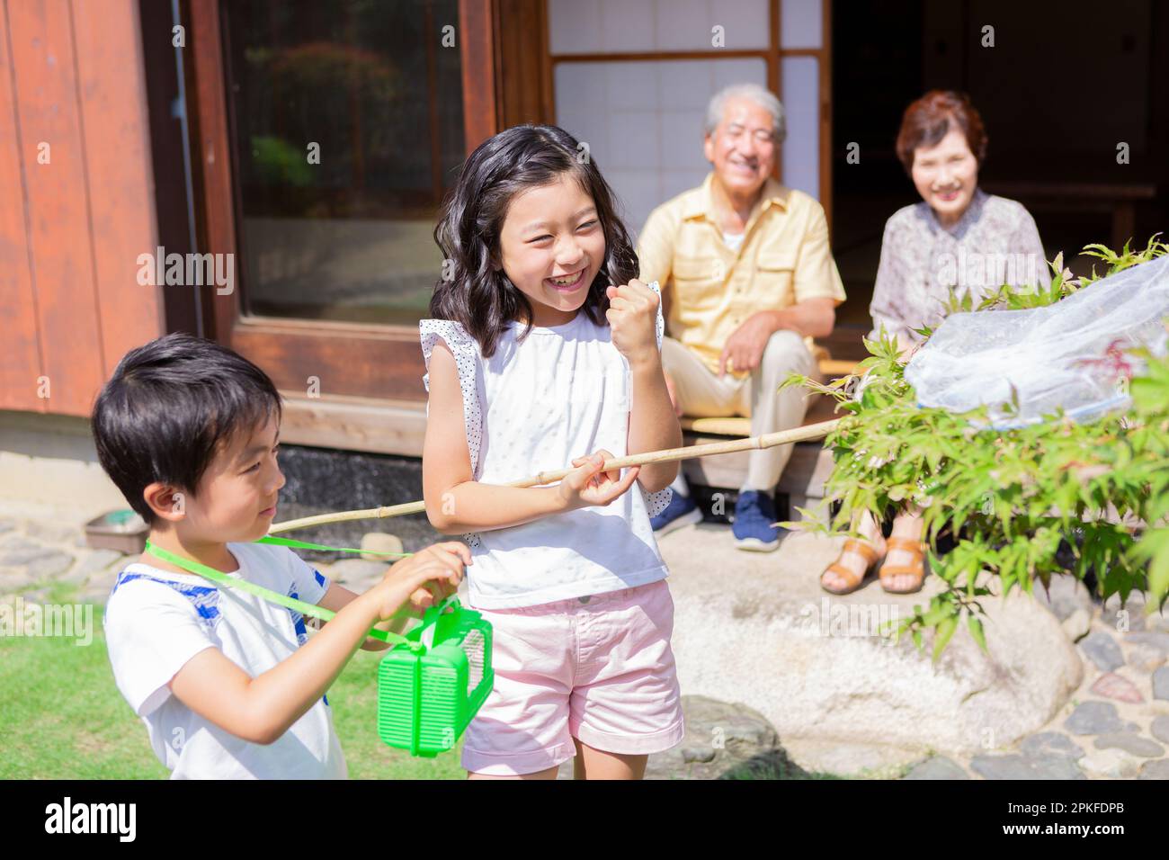 Man mature younger woman hi-res stock photography and images - Alamy