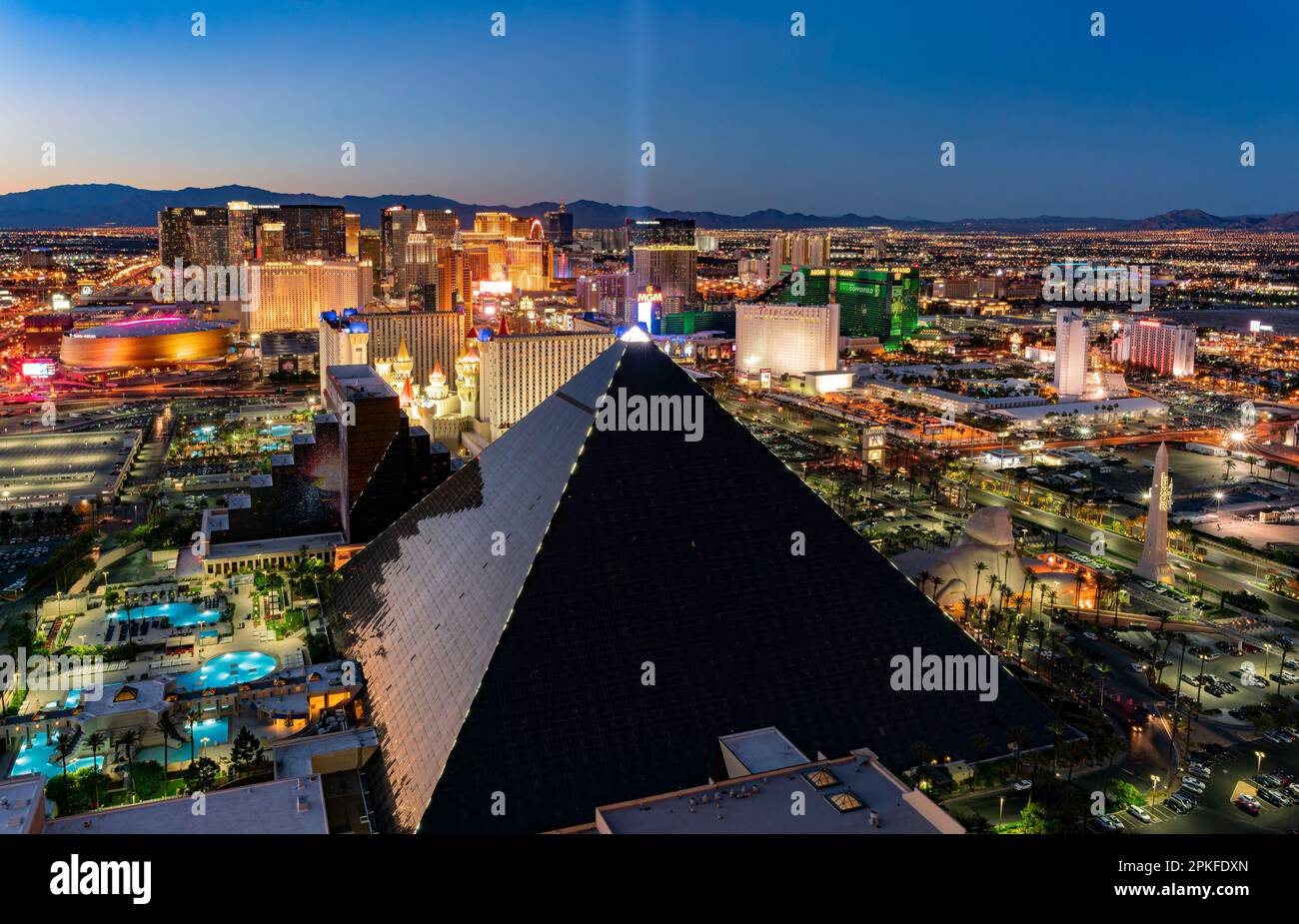 The luxor, las vegas pyramid aerial hi-res stock photography and images ...