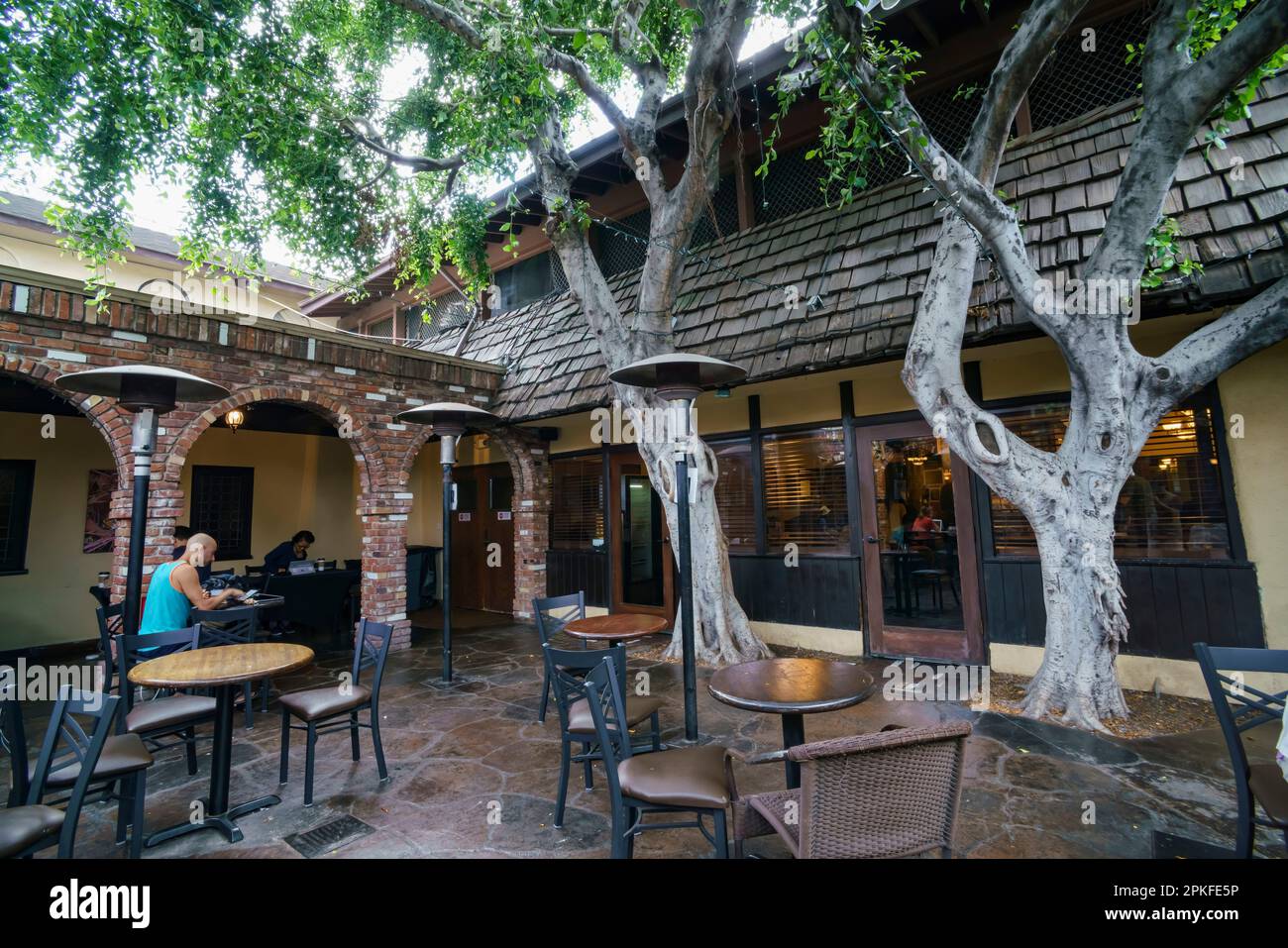 Modern Outdoor Coffee Shop