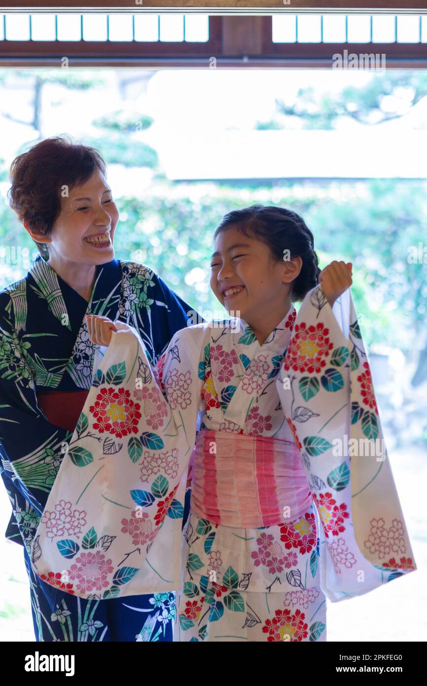 Child getting dressed for school hi-res stock photography and images ...