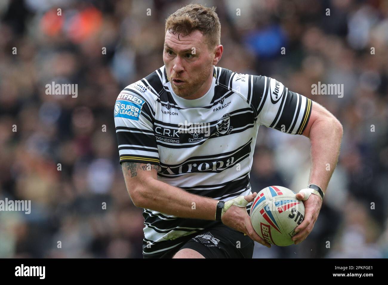 Scott Taylor #30 of Hull FC runs with the ball during the Betfred Super ...