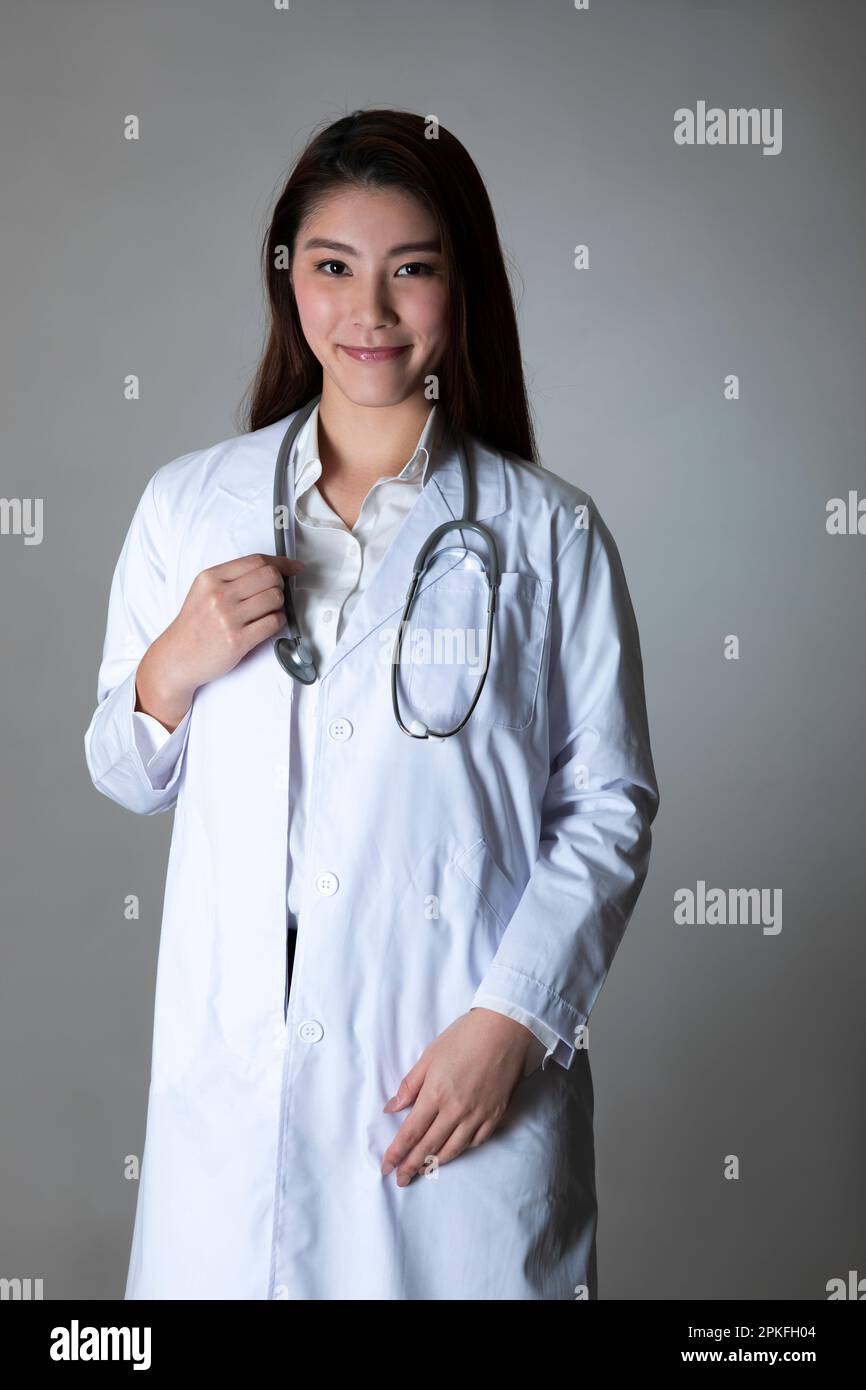 Portrait Of Woman Doctor Stock Photo - Alamy