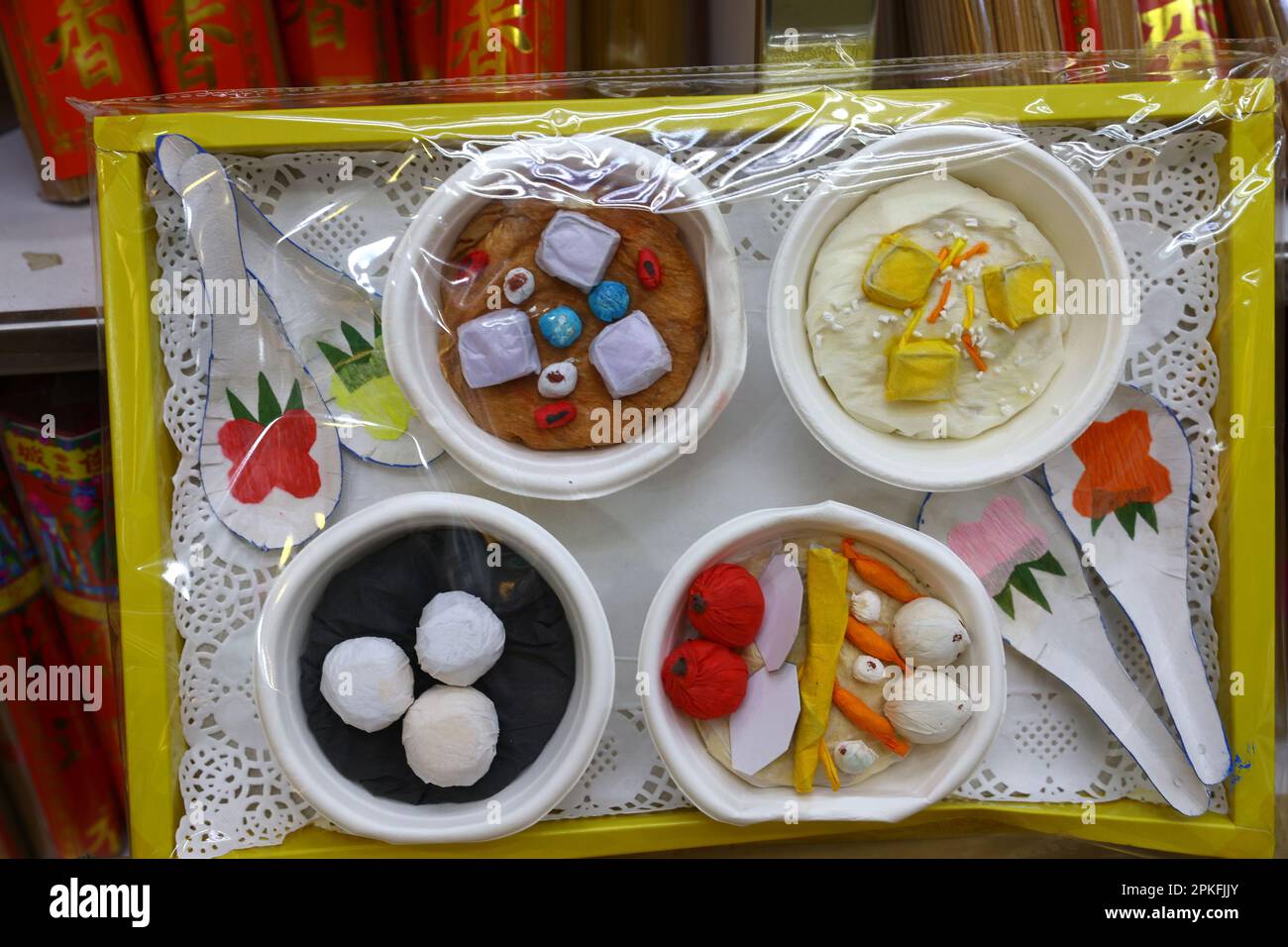 Popular paper offerings to pay tribute to ancestors on the day of Ching ...