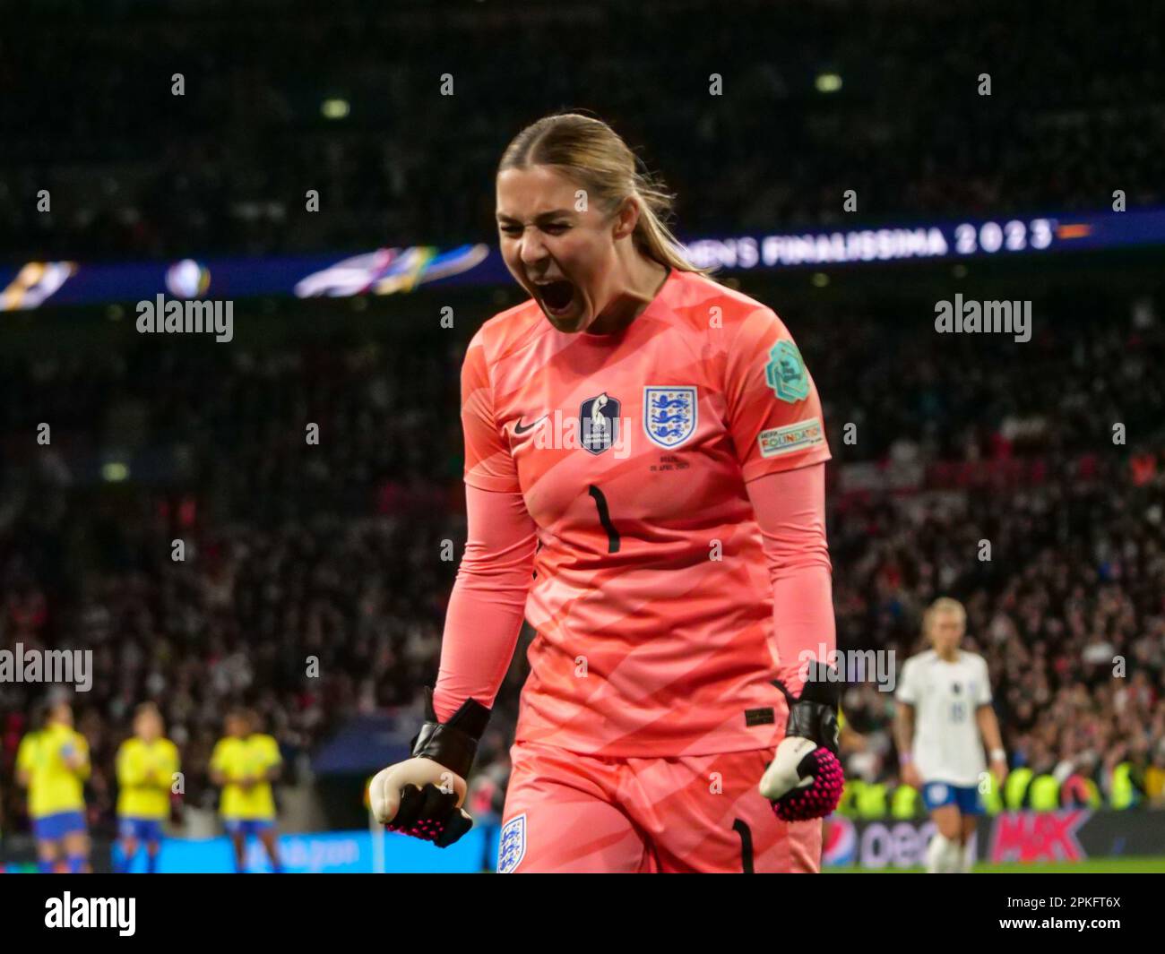 Mary earps celebrates hi-res stock photography and images - Alamy