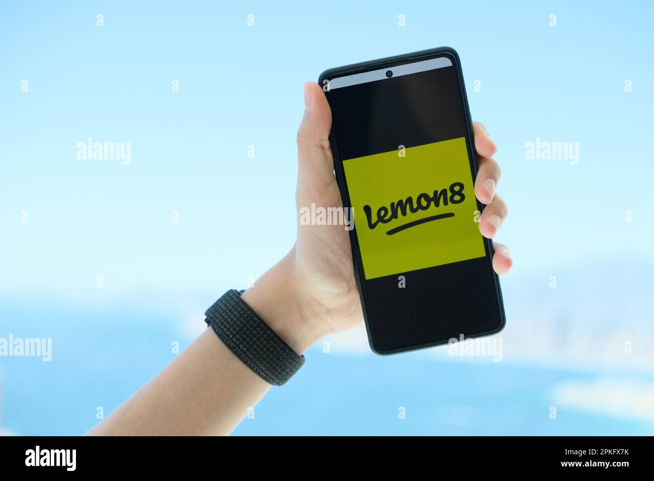 Tiktok lemon8 hi-res stock photography and images - Alamy