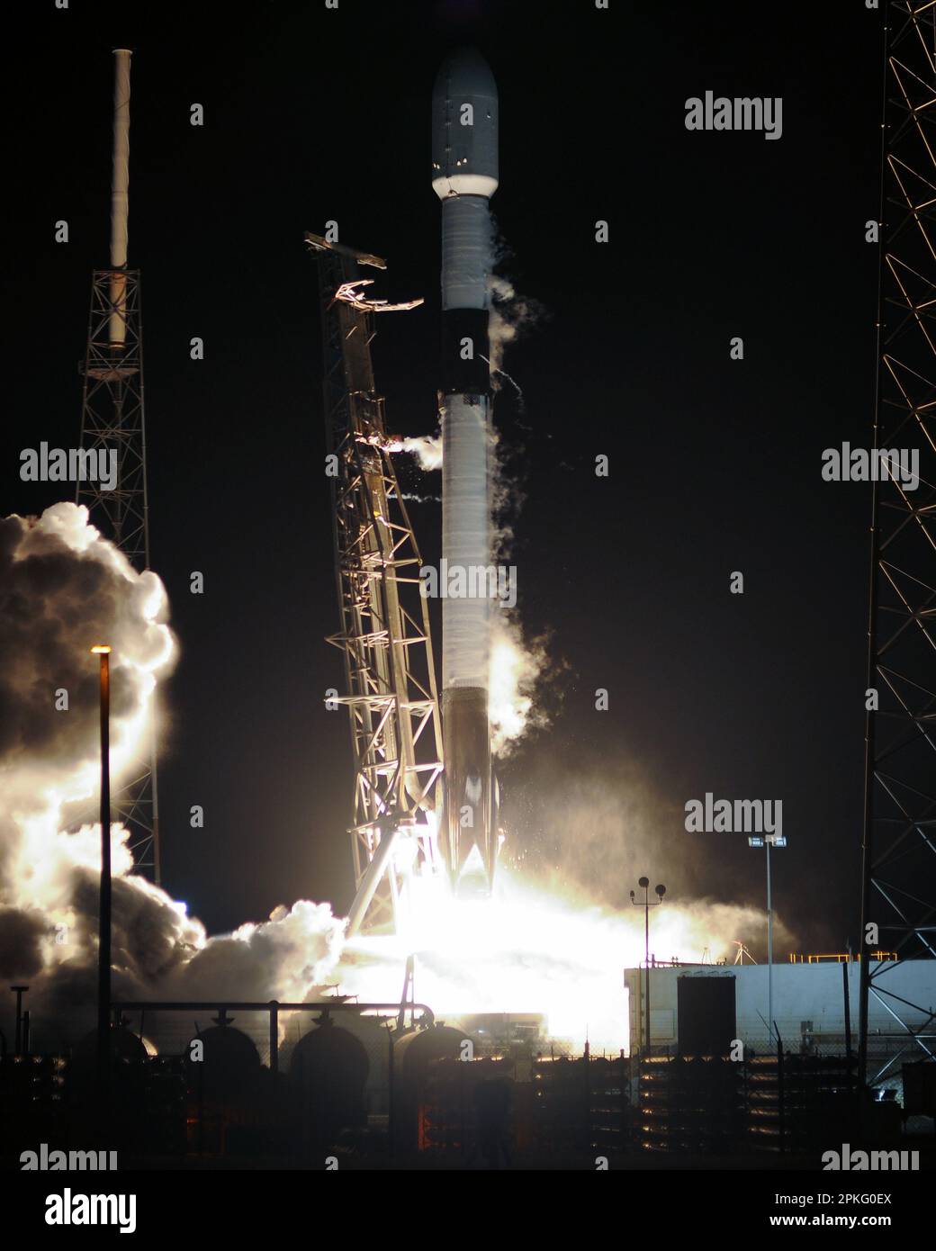 The SpaceX Falcon 9 rocket launches from Complex 40 at the Cape ...