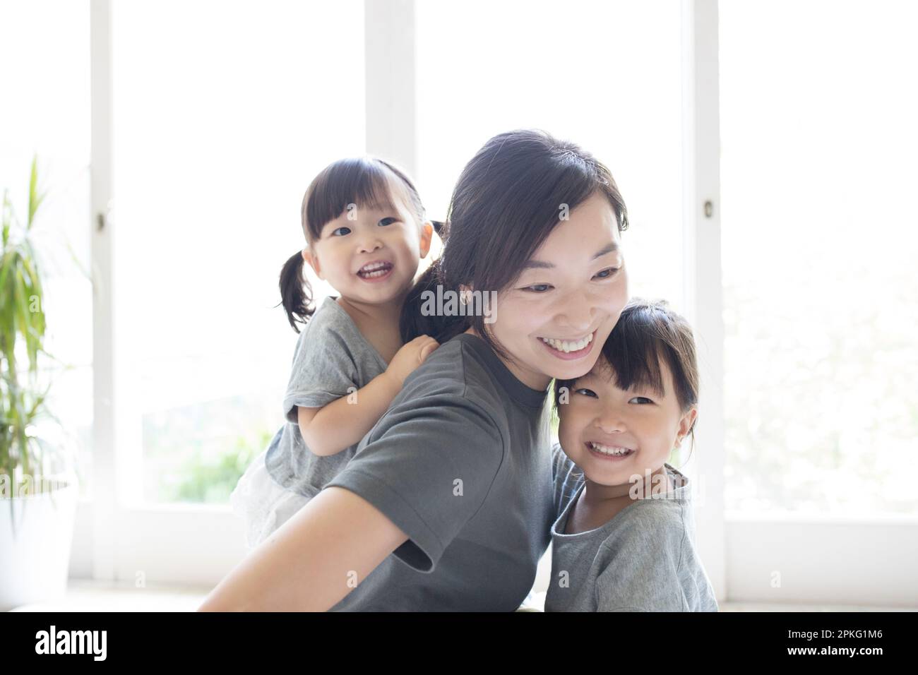 Spoiled girl hi-res stock photography and images - Alamy