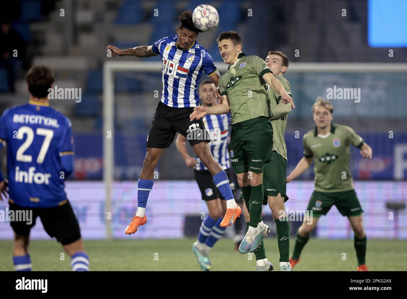 EINDHOVEN - (lr) Charles Andreas Brym of FC Eindhoven, Ryan Thomas of ...