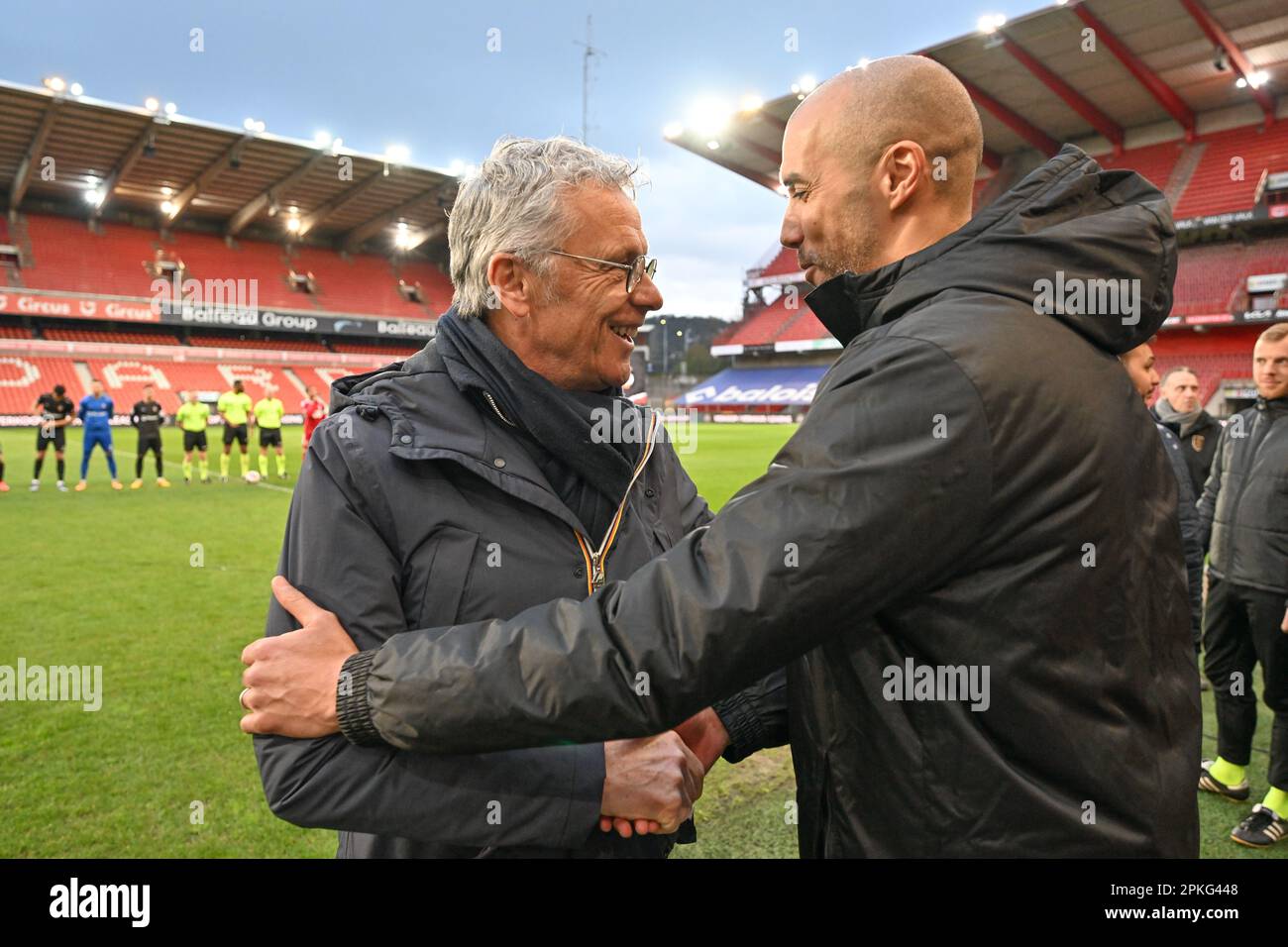 Head Coach Marc Grosjean of Deinze and Head Coach Joseph Laumann of ...