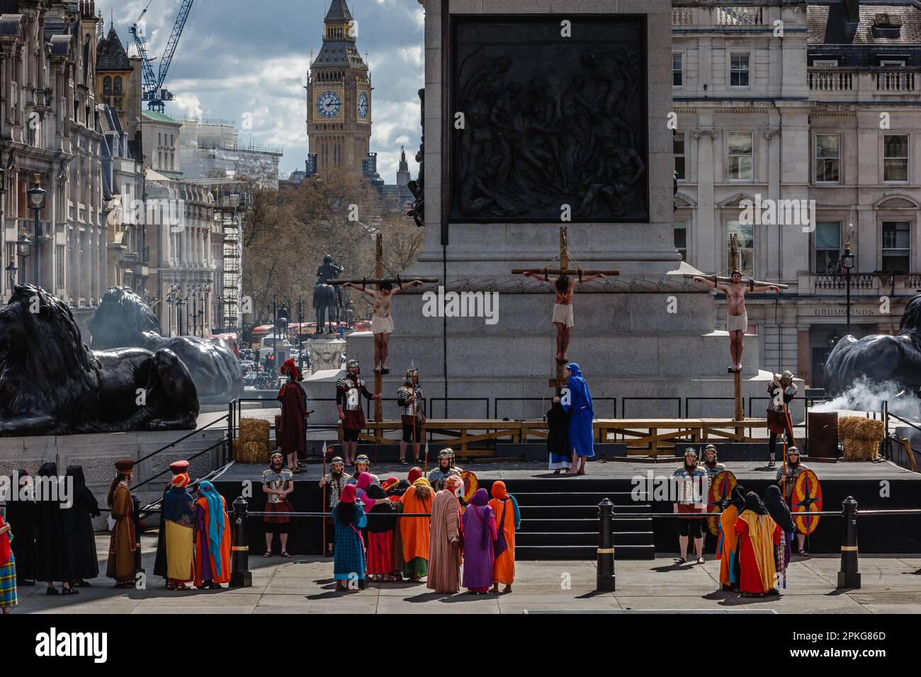 The crucifixion at The Passion of Jesus by the Wintershall players in ...