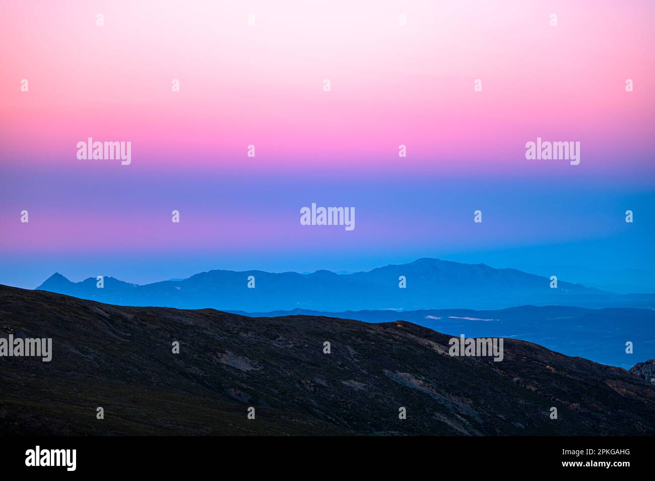 Good morning mountains. Sunrise landscape from the Sierra Nevada ...