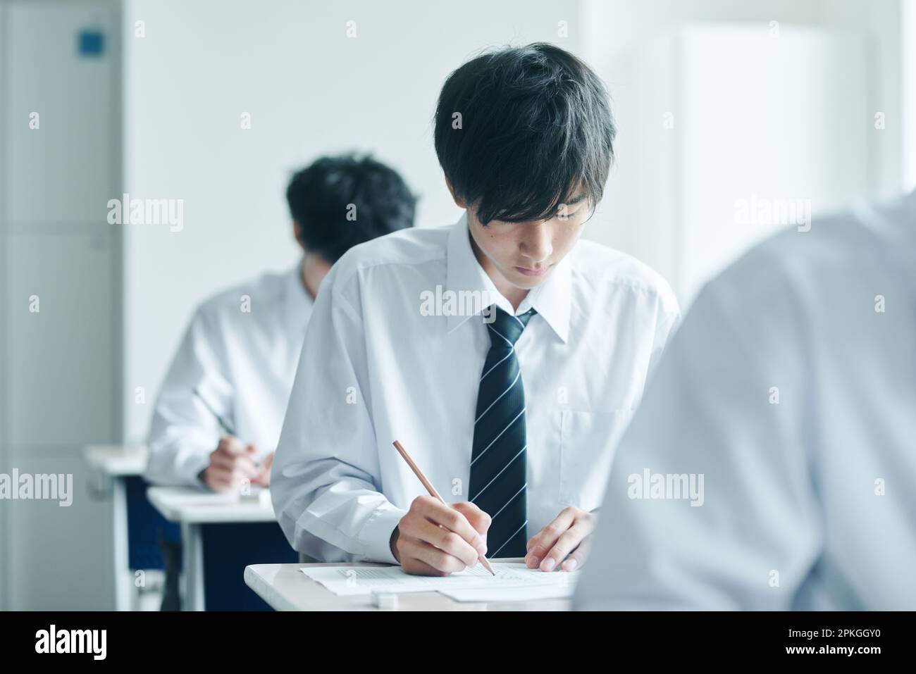 High school exam test classroom hi-res stock photography and images - Alamy