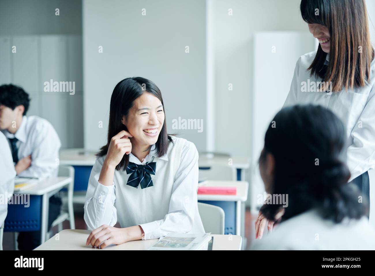 Talk classroom hi-res stock photography and images - Alamy