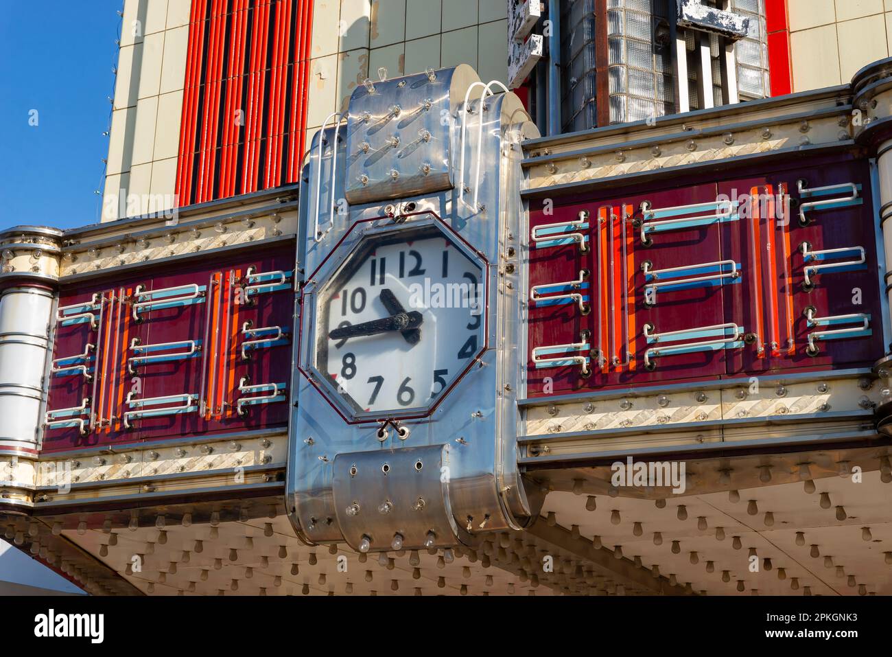Vintage movie theater sign illinois hi-res stock photography and images ...