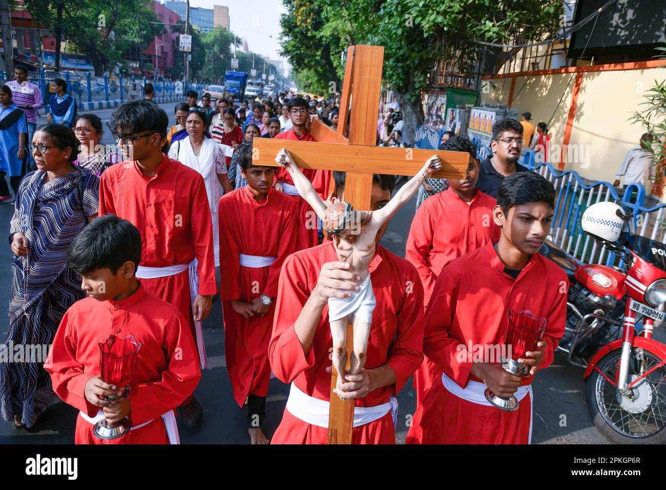 Kolkata, India. 07th Apr, 2023. Christian community people participate ...