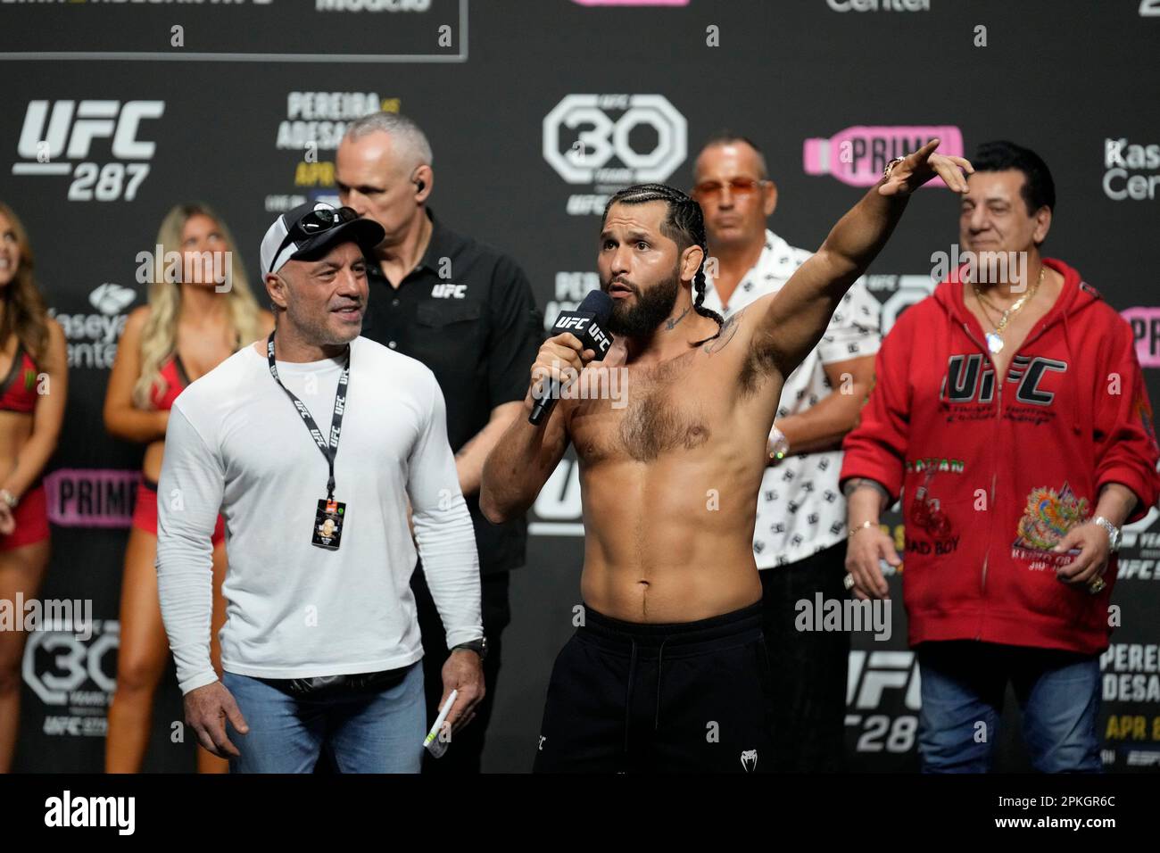 Joe rogan hi-res stock photography and images - Alamy