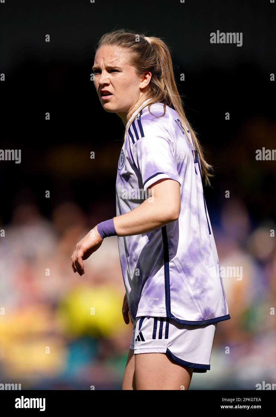 Fiona brown scotland hi-res stock photography and images - Alamy