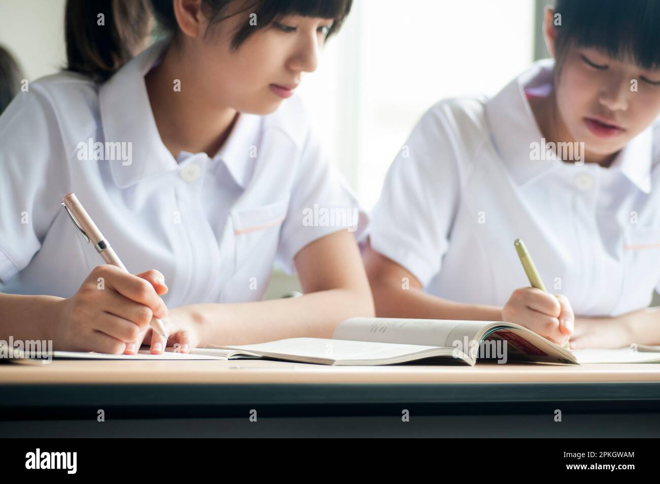 Nursing student studying Stock Photo - Alamy