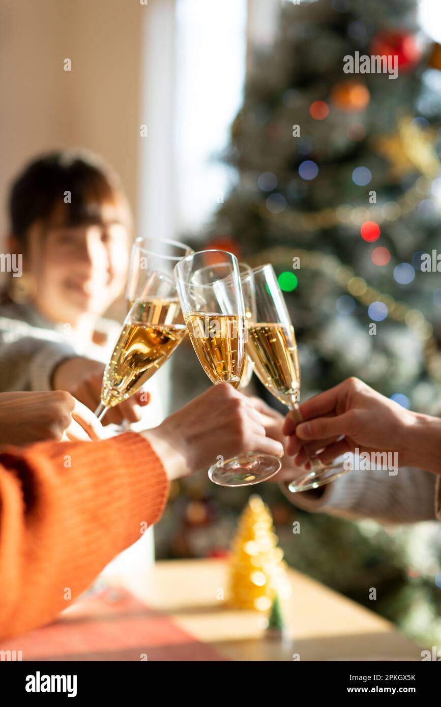 Non alcoholic people hi-res stock photography and images - Alamy