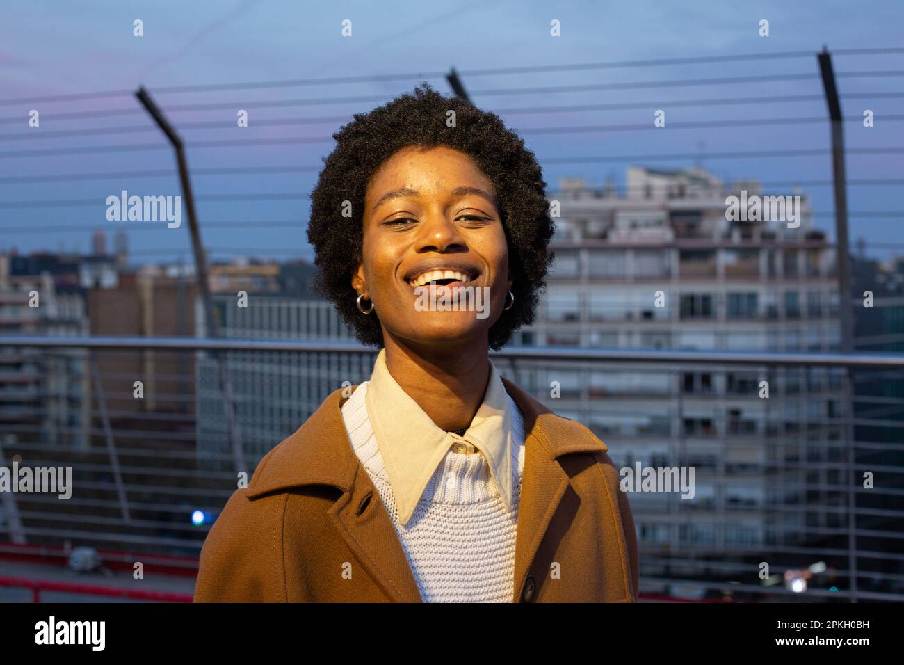 Dark skin african female hi-res stock photography and images - Alamy