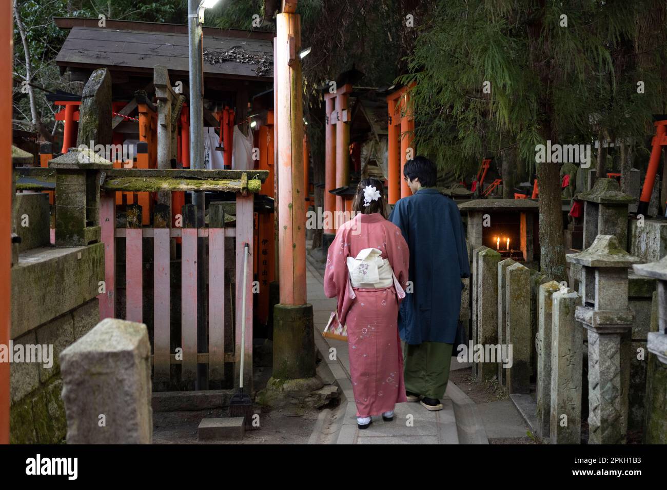 Kyoto, Japan. 6th Mar, 2023. A couple in traditional japanese garb ...