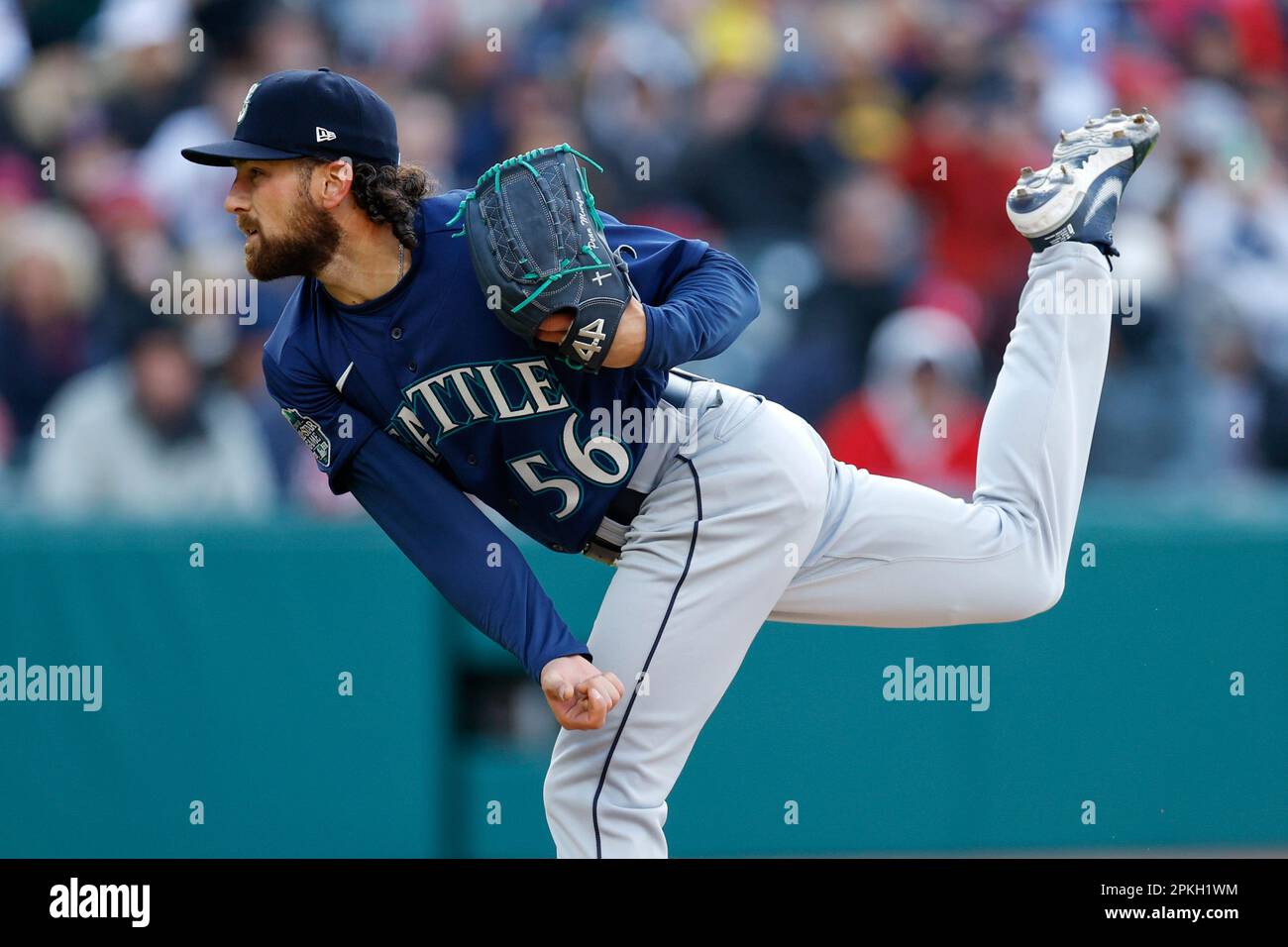Seattle Mariners relief pitcher Penn Murfee watches a throw to a ...