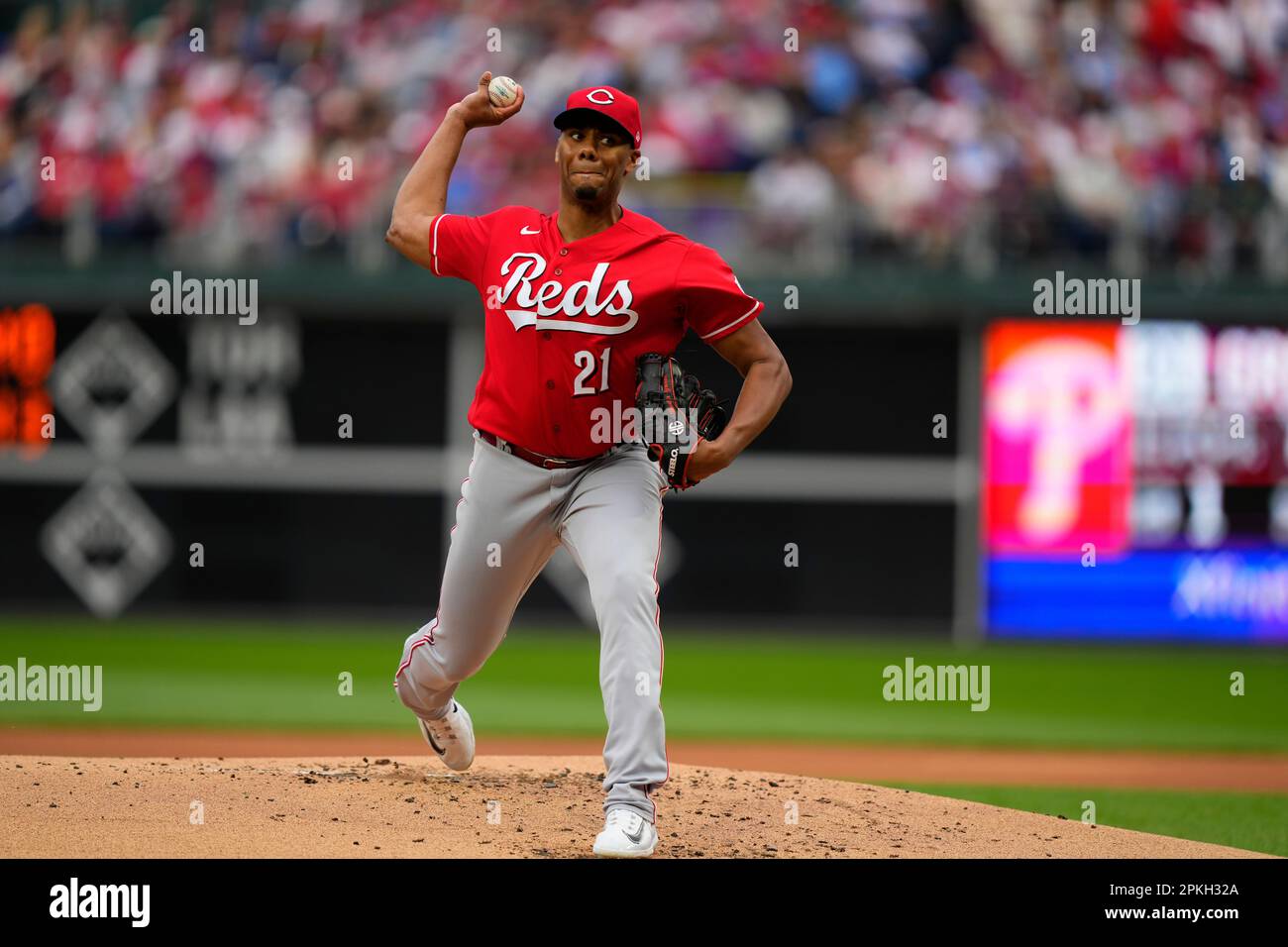 Cincinnati Reds' Hunter Greene pitches during the first inning of a ...