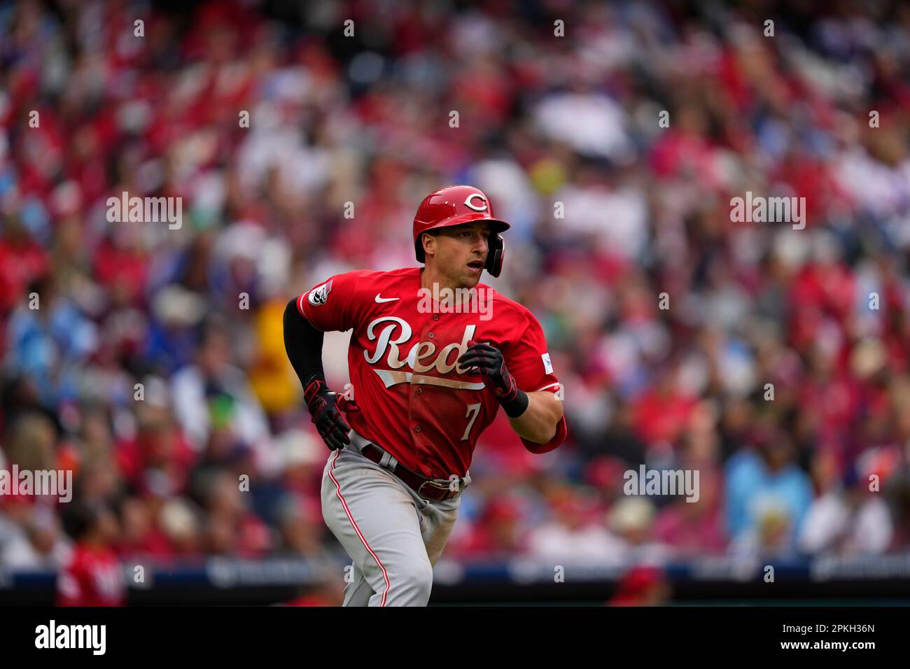 Cincinnati Reds' Spencer Steer plays during the fifth inning of a ...