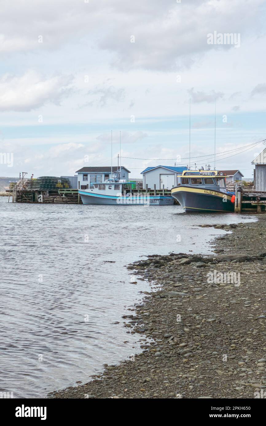 Small scale commercial fishing hi-res stock photography and images - Alamy