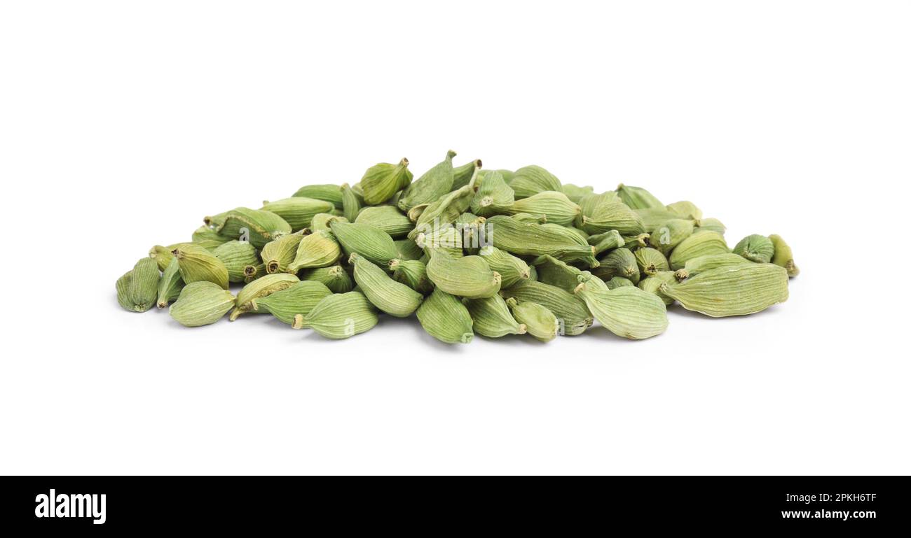Pile of dry green cardamom pods isolated on white Stock Photo - Alamy