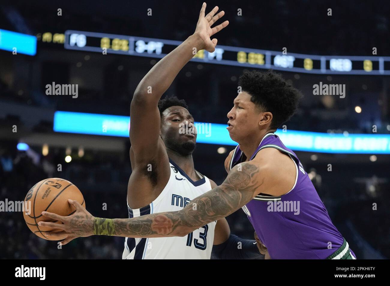 Milwaukee Bucks' MarJon Beauchamp passes around Memphis Grizzlies ...