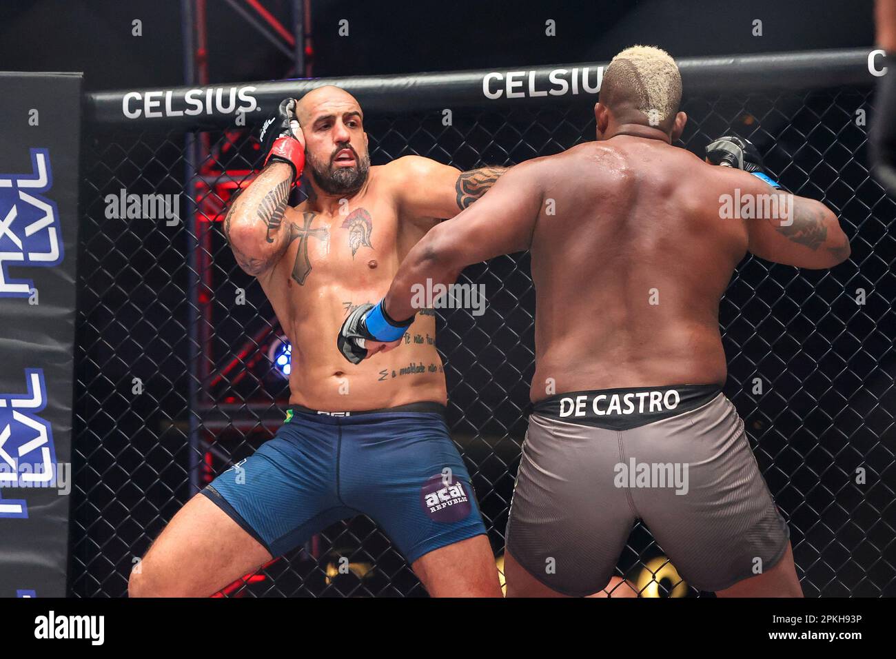 April 7, 2023: (L-R) Heavyweight Danilo Marques avoids Yorgan De Castro ...