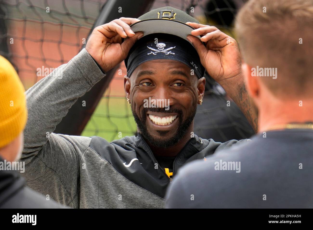 Former Pittsburgh Pirates teammates A.J. Burnett, right, and Andrew ...