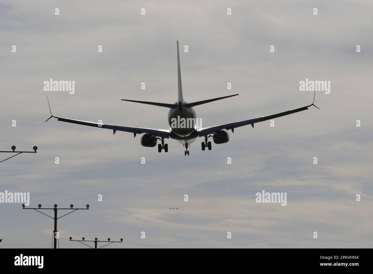 Los Angeles, California, USA. 7th Apr, 2023. A Delta Airlines Boeing ...