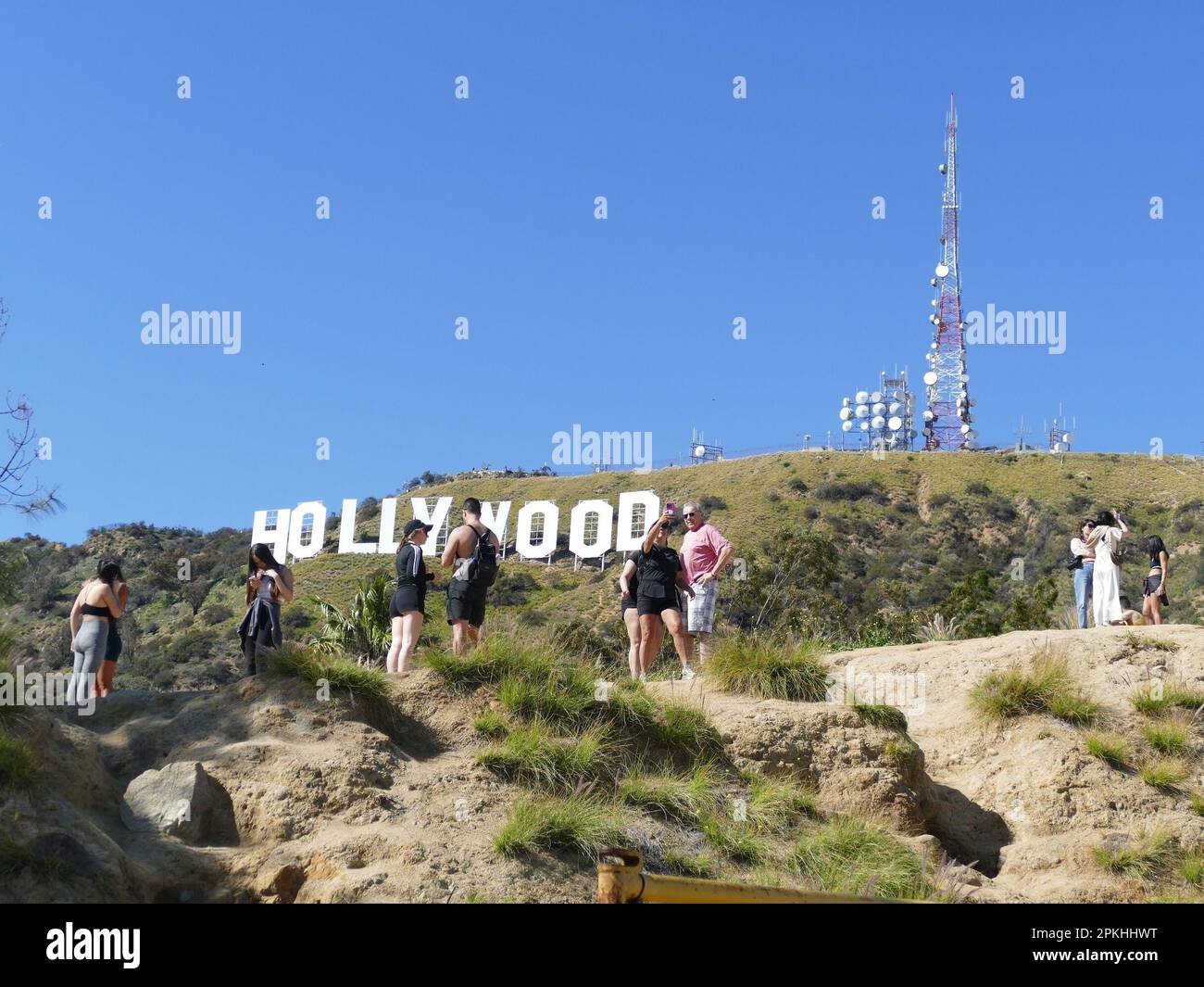Los Angeles, USA. 07th Mar, 2023. Tourists stand in front of the ...