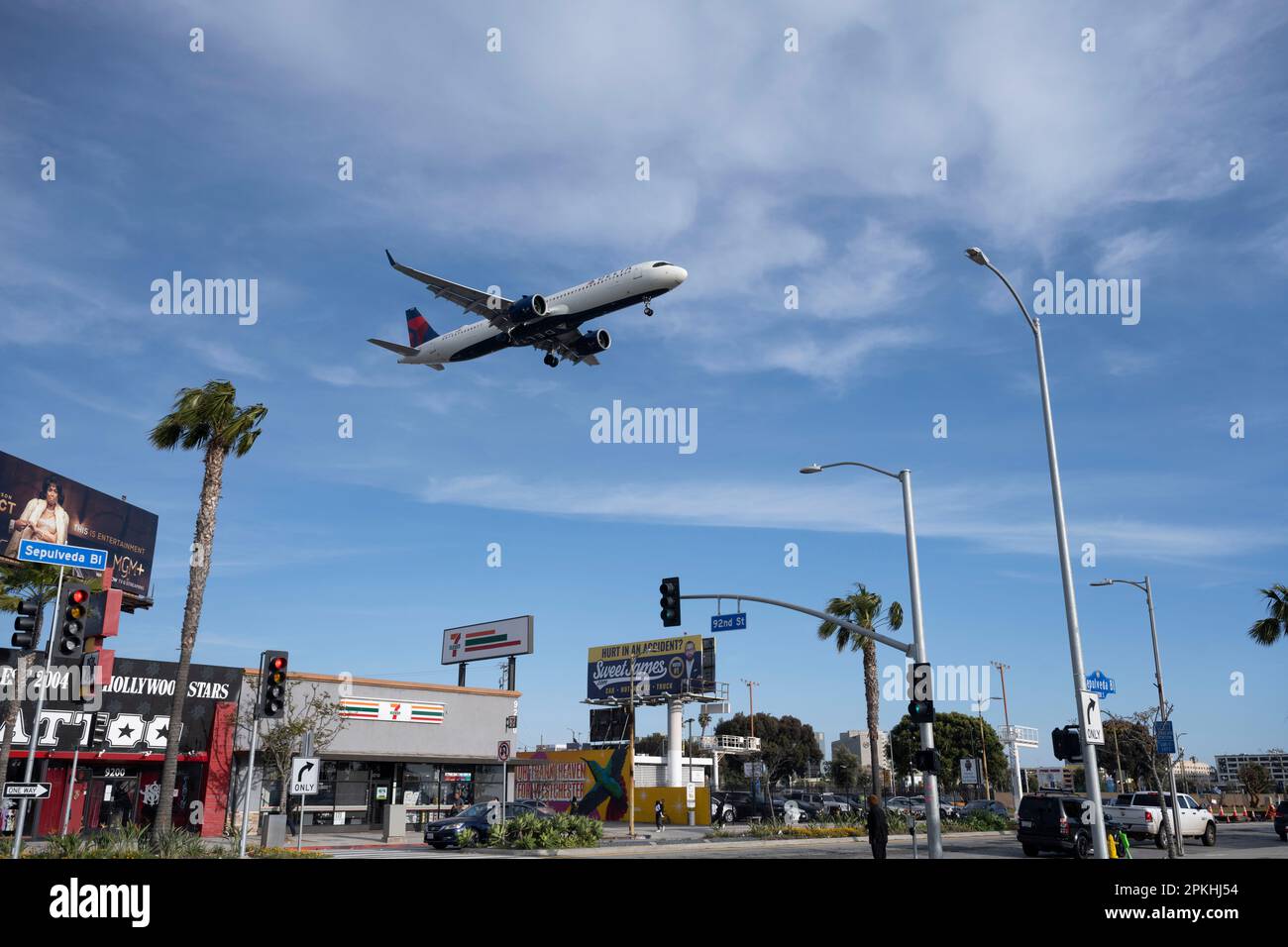 Los Angeles, California, USA. 7th Apr, 2023. A Delta Airlines Airbus ...