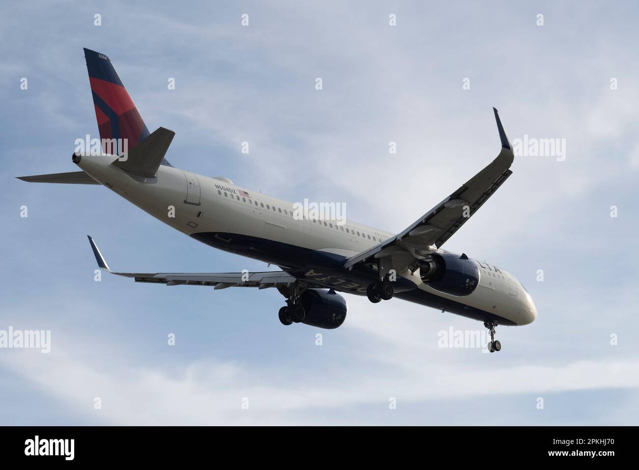 Los Angeles, California, USA. 7th Apr, 2023. A Delta Airlines Airbus ...