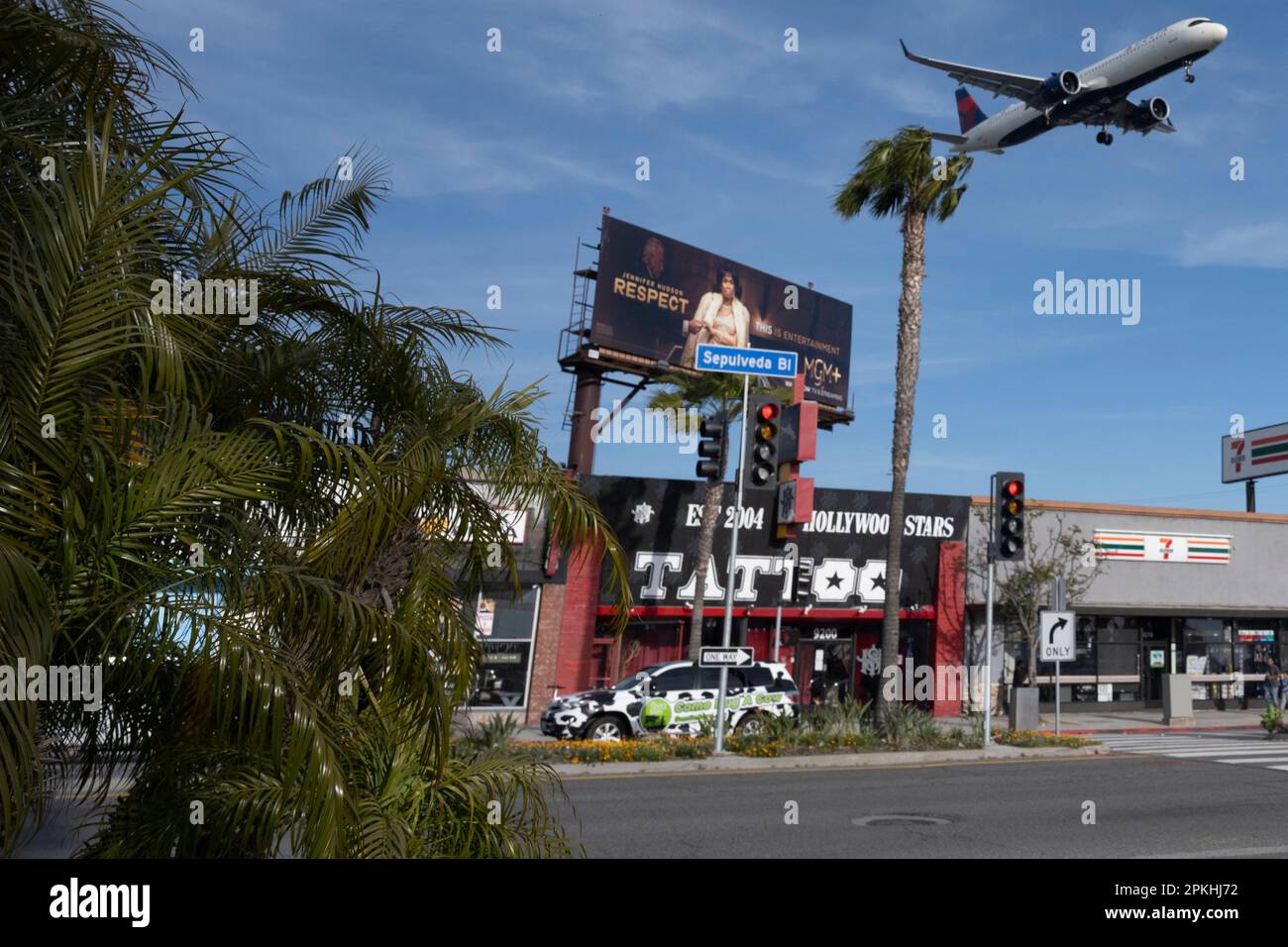 Los Angeles California USA 7th Apr 2023 A Delta Airlines Airbus los-angeles-california-usa-7th-apr-2023-a-delta-airlines-airbus