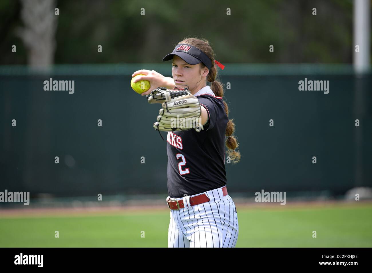 Jacksonville State outfielder Lauren Hunt (2) throws during an NCAA ...