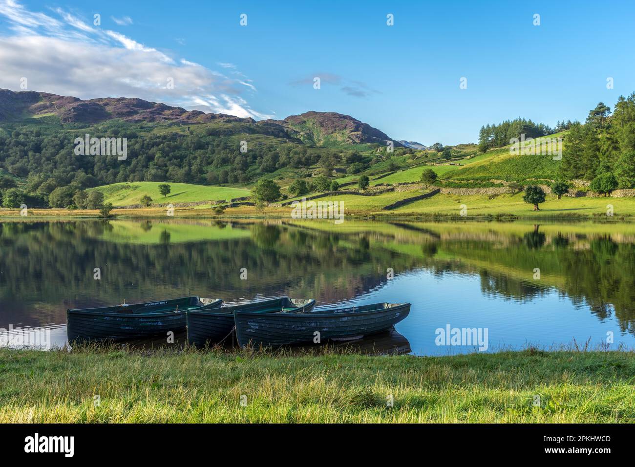 English tarn hi-res stock photography and images - Alamy
