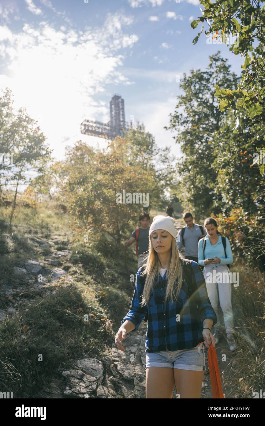 Freedom guiding the people hi-res stock photography and images - Alamy