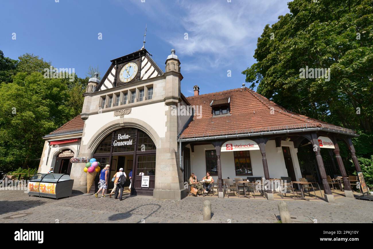 Train Station, Grunewald, Berlin, Germany Stock Photo - Alamy