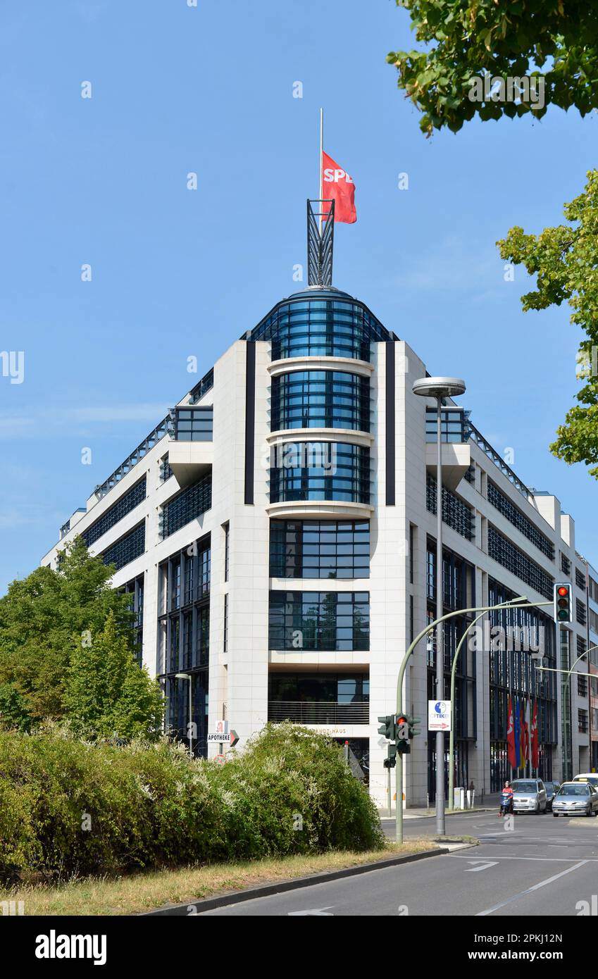 SPD Federal Headquarters, Willy Brandt House, Stresemannstrasse ...