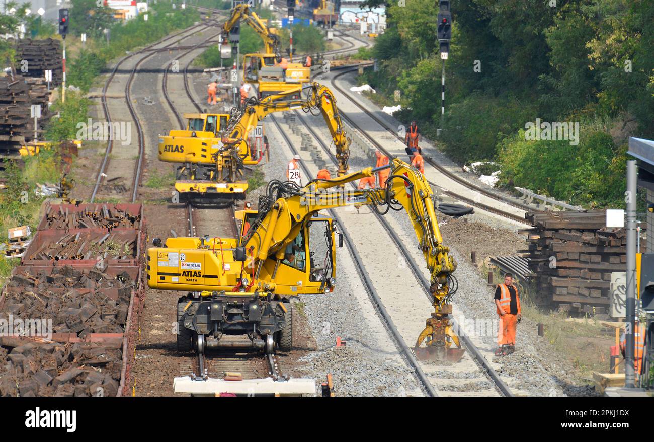 Track construction, Ringbahn, Halensee, Wilmersdorf, Berlin, Germany ...
