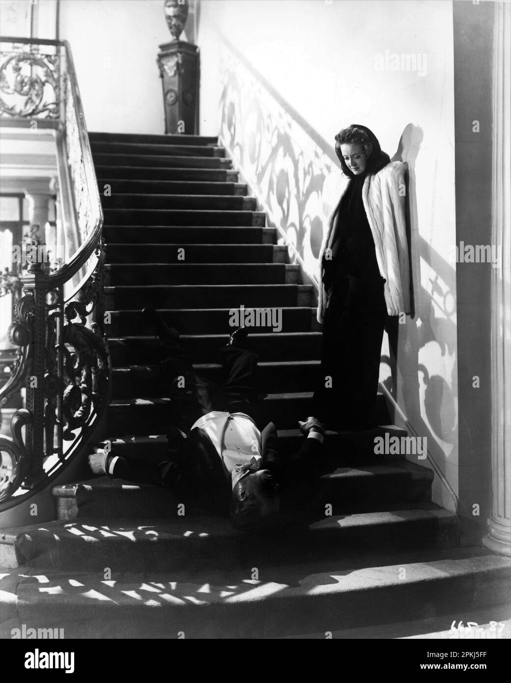 BETTE DAVIS and double for CLAUDE RAINS in DECEPTION 1946 director ...