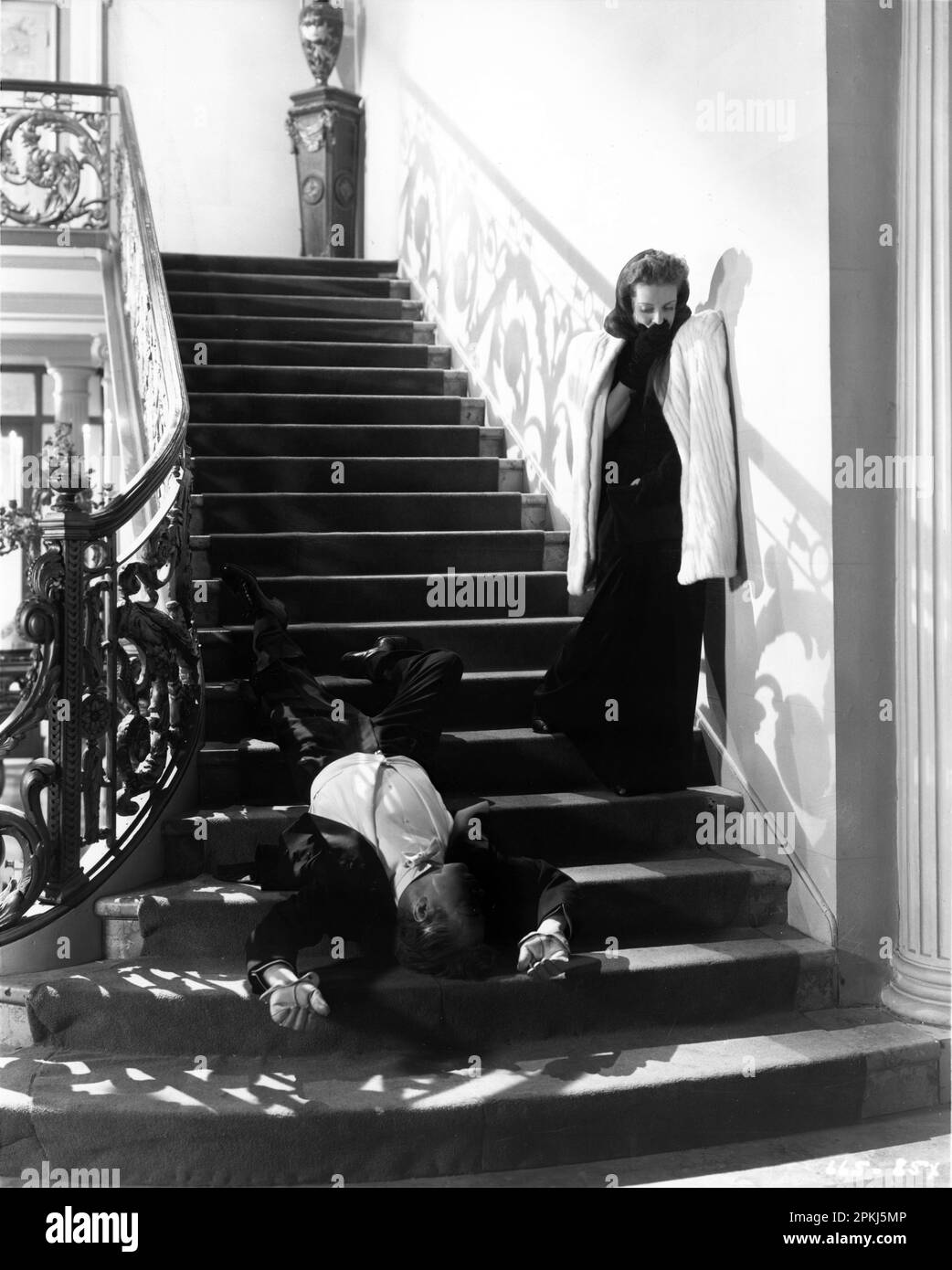 BETTE DAVIS and double for CLAUDE RAINS in DECEPTION 1946 director ...