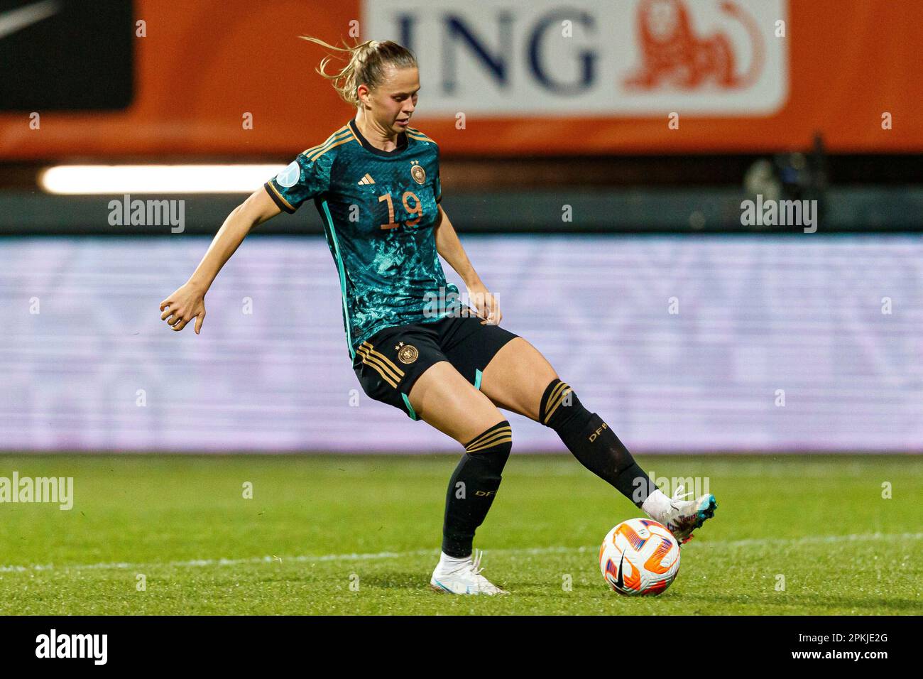 firo : April 7th, 2023, football, soccer, friendly match DFB women's ...